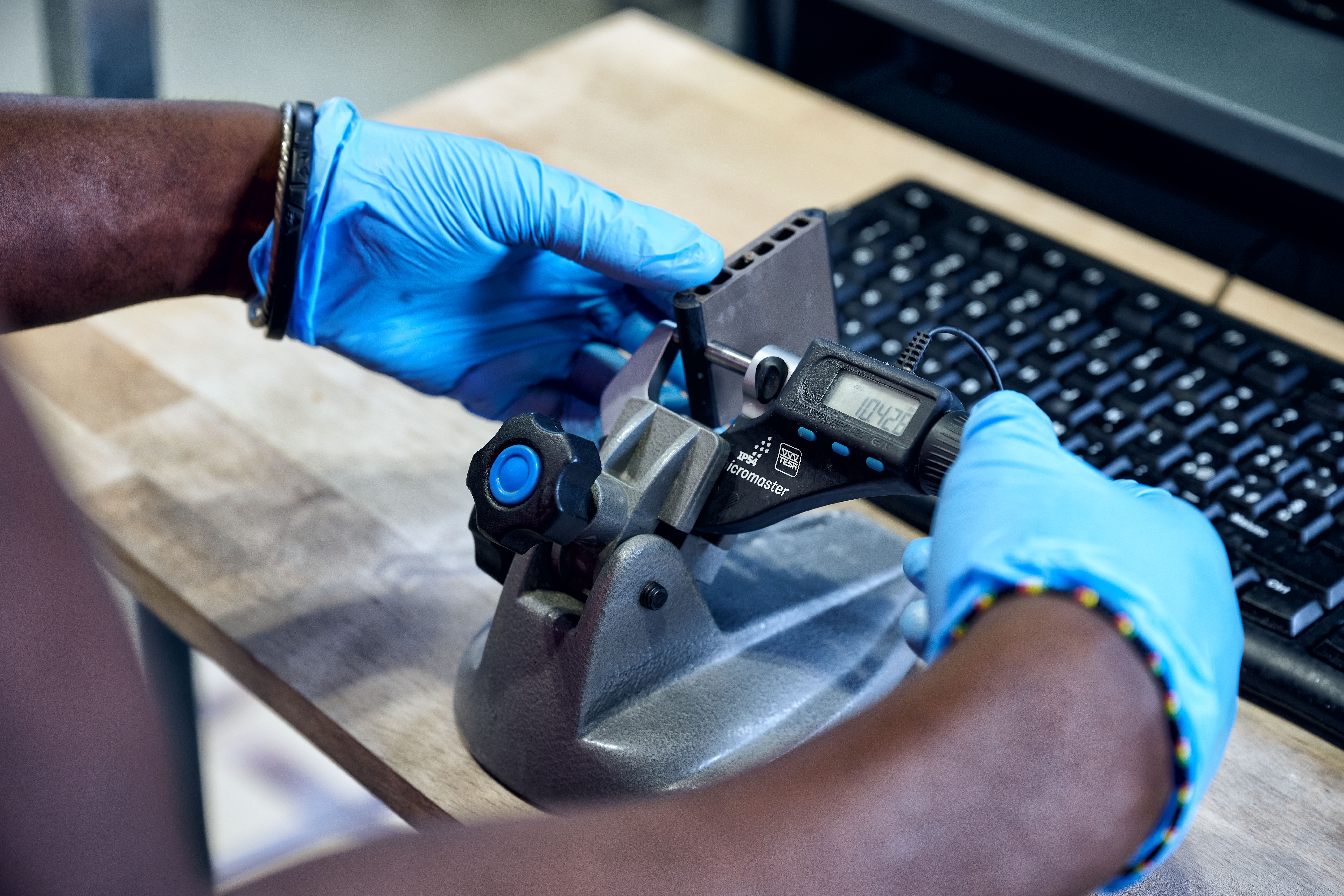 High-quality post-molding processes | forteq Group