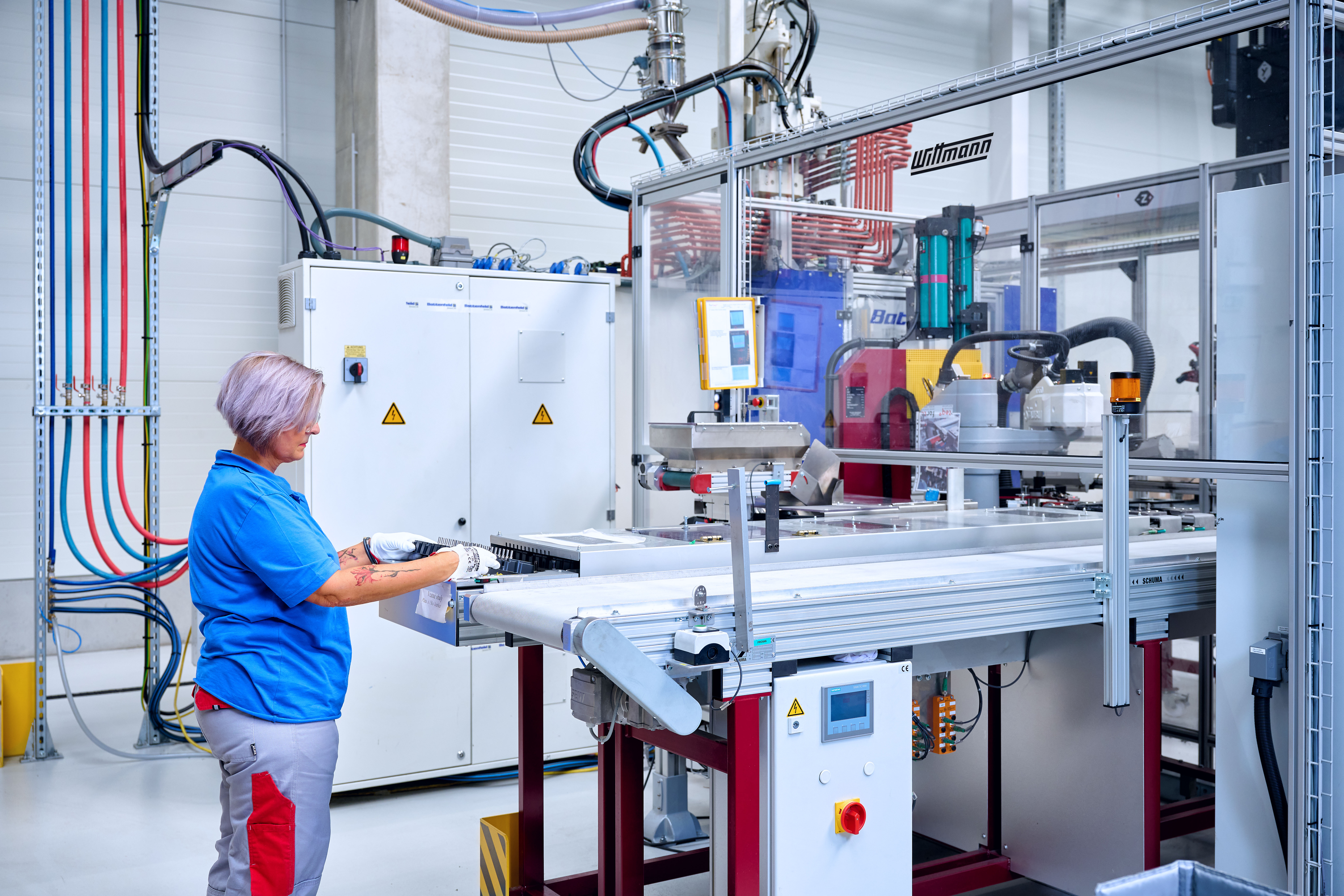 High-precision injection molding | forteq Group