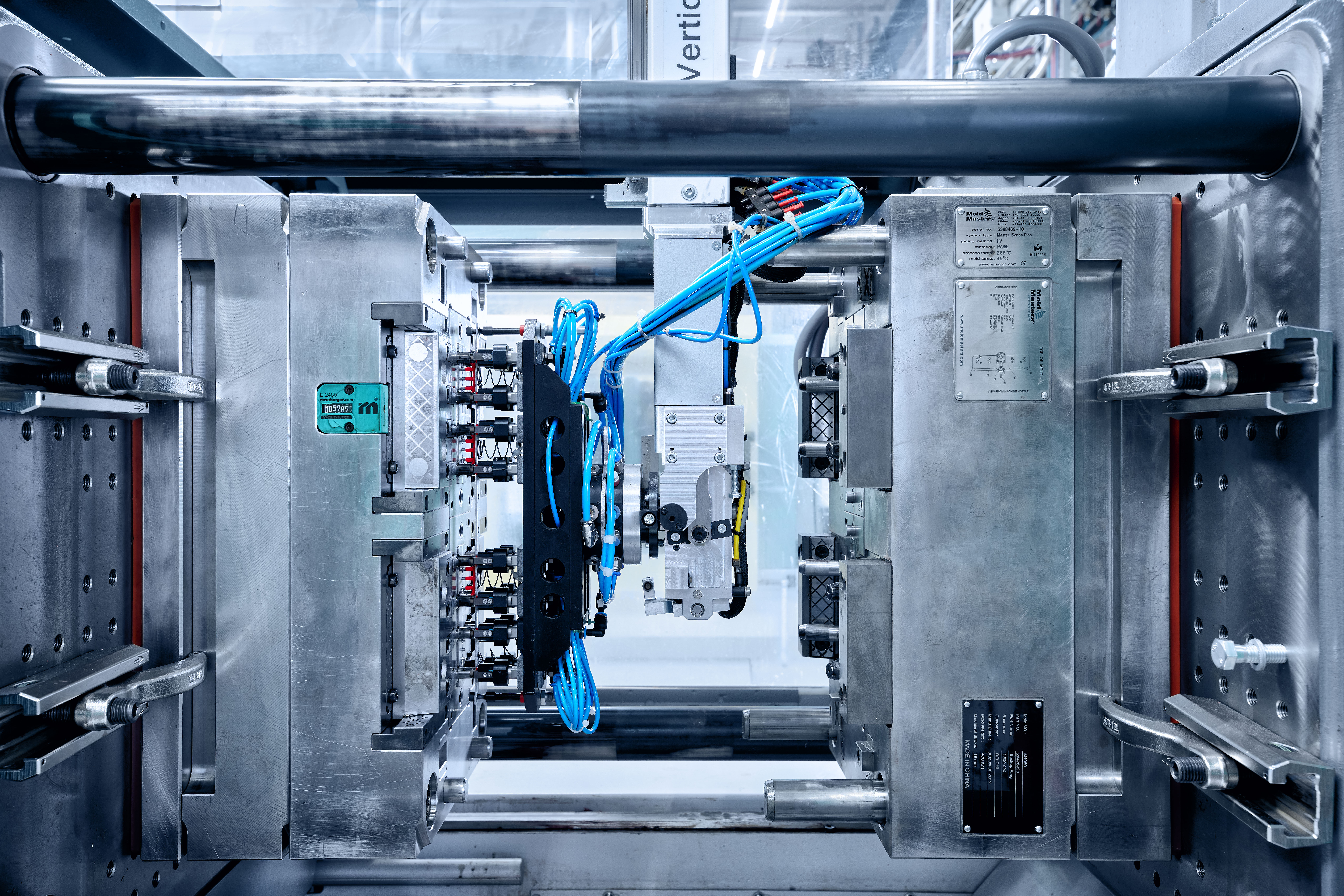 High-precision injection molding | forteq Group